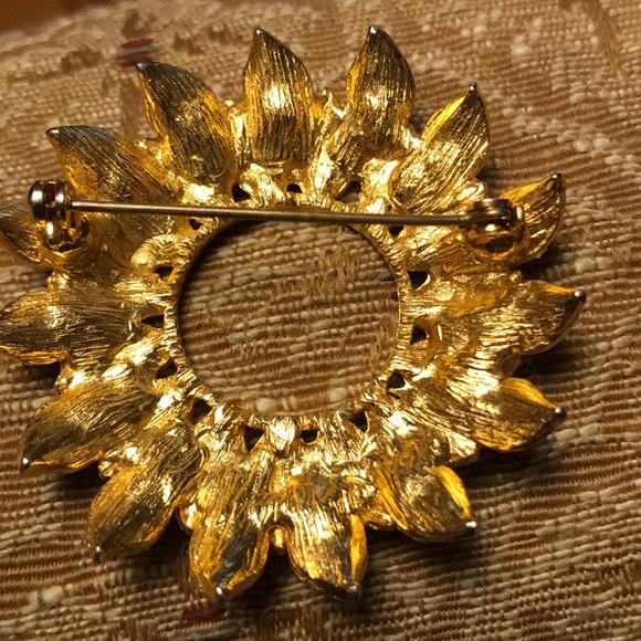 Jewelry | Vintage Gold Flower Pin With Colorful Rhinestones | Poshmark